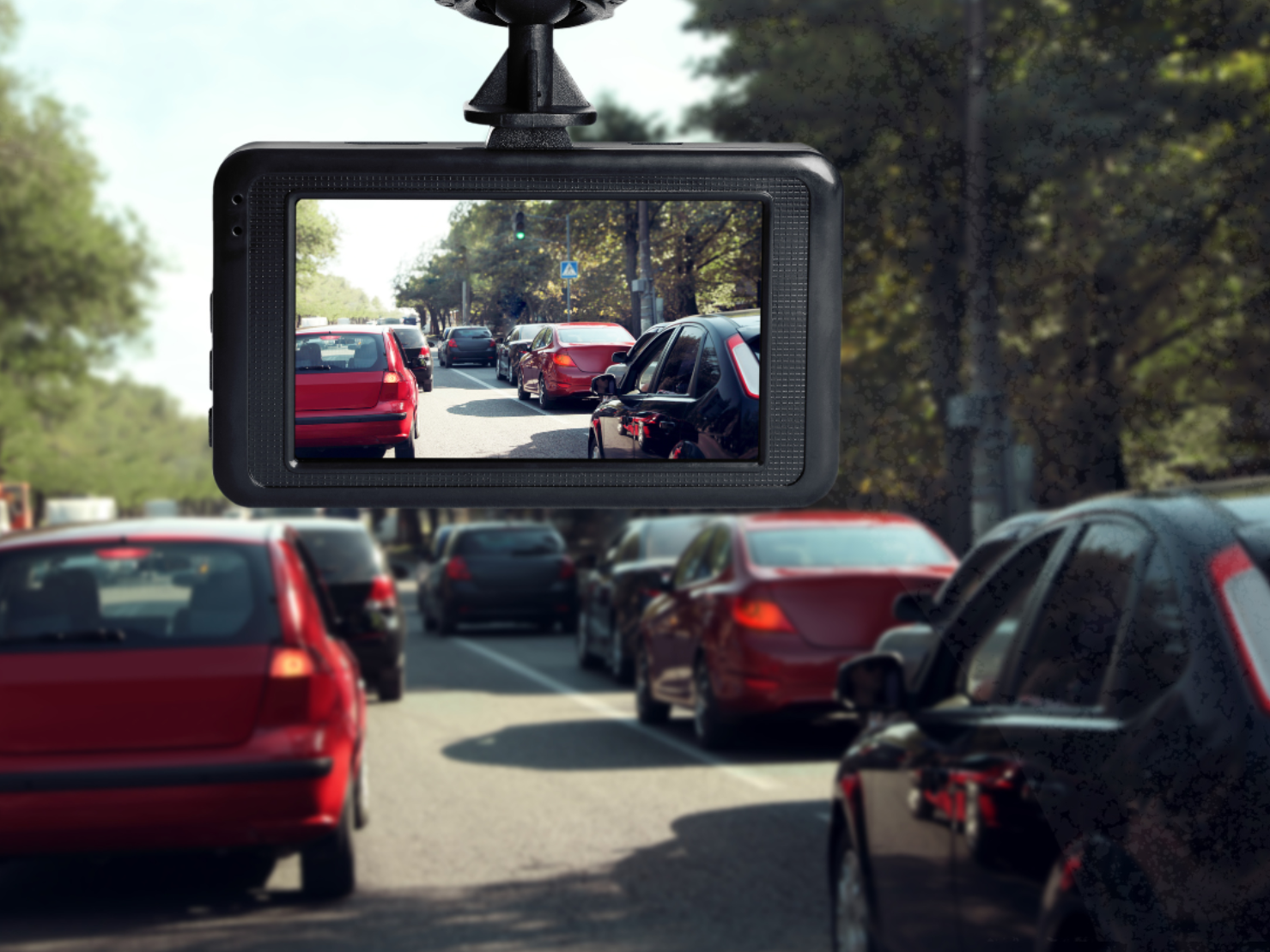 Discover 8 Surprising Dash Camera Features